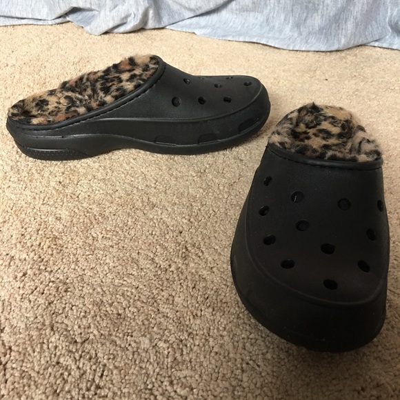 CROCS | Shoes | Black And Cheetah Print Fuzzy Crocs | Poshmark